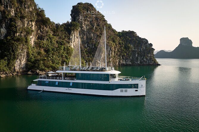 From Halong Discover the Beauty of Lan Ha Bay on JadeSails Cruise - An In-Depth Look at the JadeSails Cruise Experience
