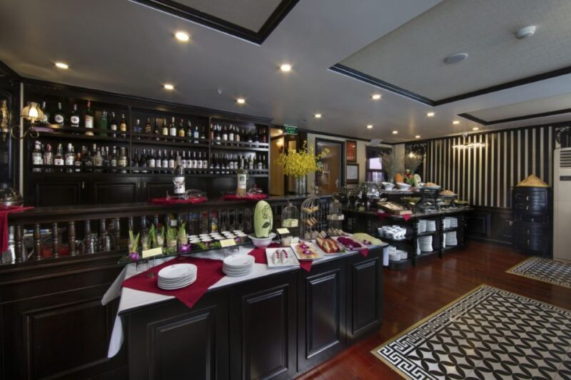 From Hanoi: 2-Day 1 Night Ha Long Bay 5-Star Cruise - The experience of visiting Ha Long Bay