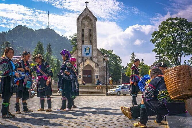 From Hanoi: 2-Day Hotel 4 Star Overnight Sapa Tour - Introducing the 2-Day Hotel 4-Star Overnight Sapa Tour from Hanoi