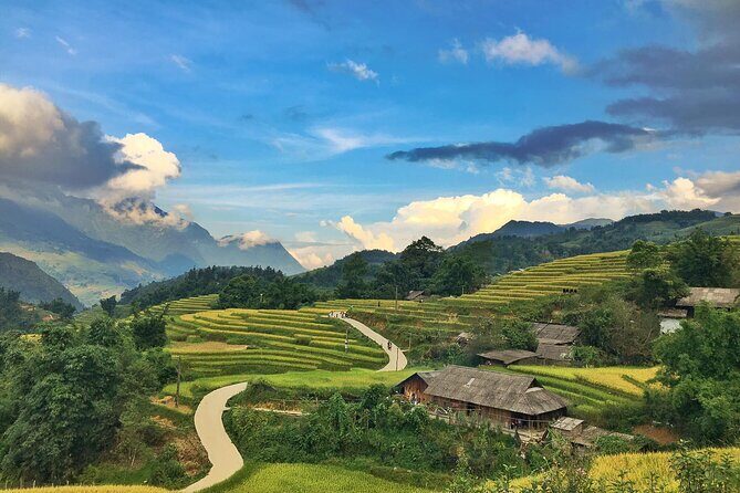 From Hanoi: 2-Day Sapa Scenic Highlands with overnight Homestay - Key Points