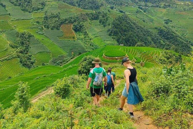 From Hanoi: 2D1N Mu Cang Chai Private Trekking & Homestay - Day 1: From Hanoi to Mu Cang Chai