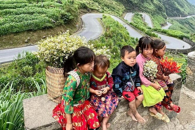 From Hanoi 3 Days Luxury Ninh Binh and Halong Bay 5 Star Cruises - FAQ