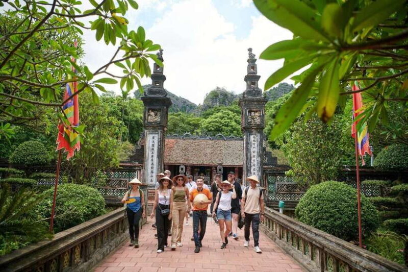 From Hanoi: 4 Day NINH BINH -HA LONG BAY- HA GIANG LOOP tour - FAQs