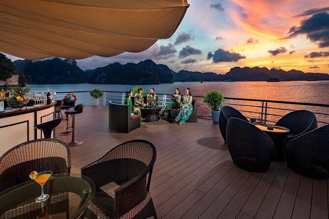 From Hanoi : Aspira 5-Star Cruise 2D1N Ha Long & Lan Ha Bay Tour - Who Should Consider This Tour?