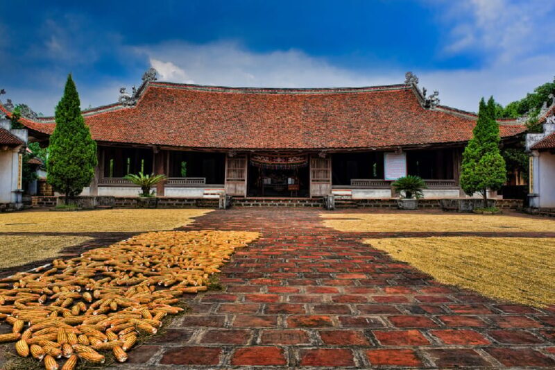 From Hanoi: Duong Lam Ancient Village Day Tour with Lunch - Practical Tips for Visiting