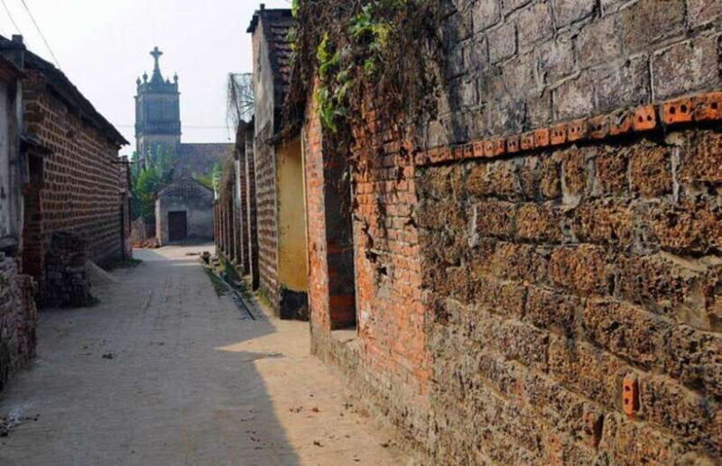 From Hanoi: Duong Lam Ancient Village Private Full-Day Trip - FAQs