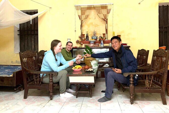 From Hanoi : Group of 9 Guided Tour Mua Cave Tam Coc Hoa Lu - What Travelers Have Said