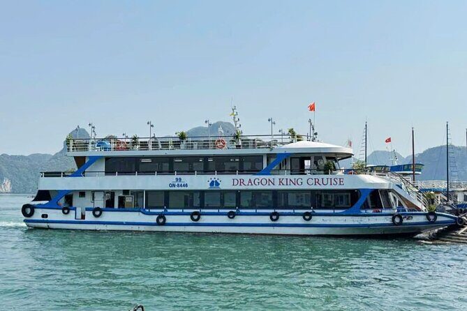 FROM HANOI: Halong Bay Day Tour 6 Hour Cruises, Limousine Bus - Kayaking and Cave Exploration at Hang Luon