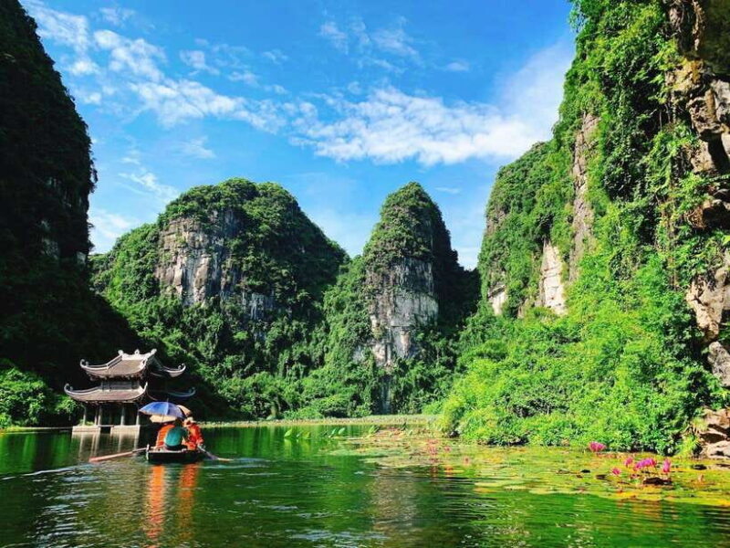 From Hanoi: Hoa Lu, Trang An & Mua Cave Full Day Trip - Key Points