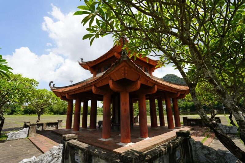 From Hanoi: Hoa Lu-Trang An-Mua Cave/Limousine Bus/Buffet - FAQ