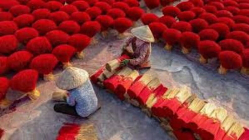 From Hanoi: Incense Village, Hat-Making & Lacquer Art - From Hanoi: Incense Village, Hat-Making & Lacquer Art – A Deep Dive into Vietnams Craft Traditions