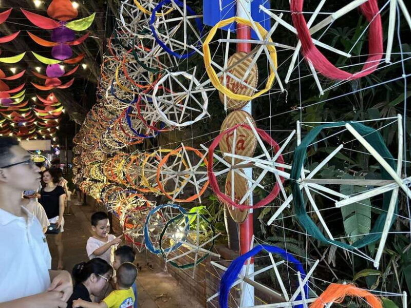 From Hanoi: Incense village & train street or Silk village - What to Expect on the Tour