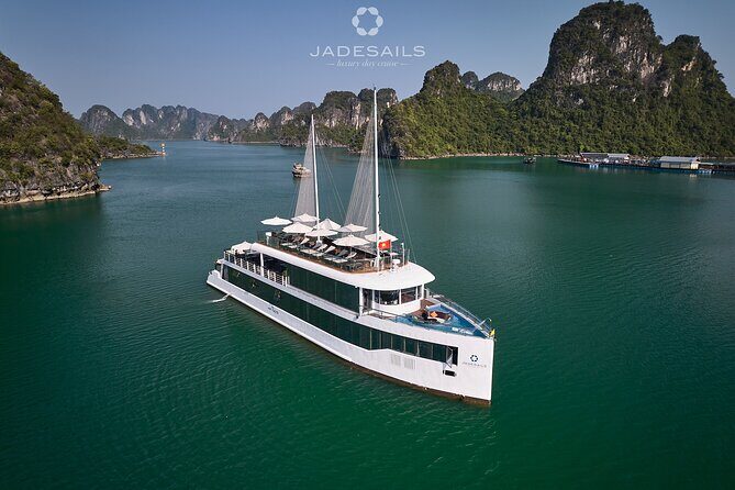 From Hanoi: Lan Ha Bay Luxury Day Trip on Jade Sails with Buffet - The Experience: What to Expect