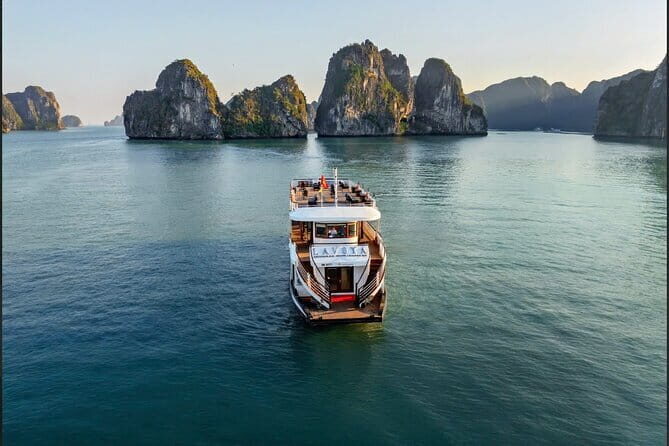 From Hanoi: Luxury 5-Star Halong Bay Day Cruise with Buffet Lunch - Return to Hanoi