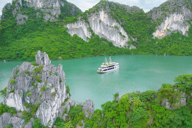 From Hanoi: Luxury Cruise Discover Halong Bay & Buffet Lunch - Key Points