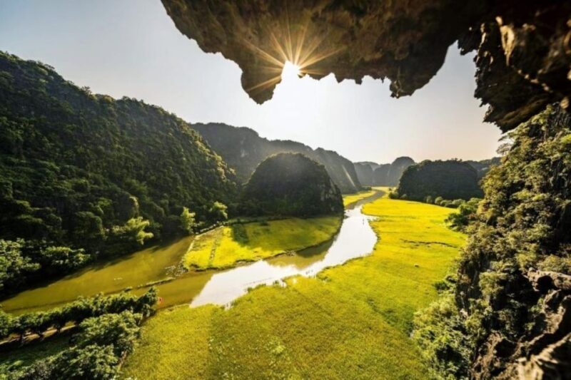 From Hanoi: Mua Cave - Tam Coc Full Day Tour - An In-Depth Look at the Experience
