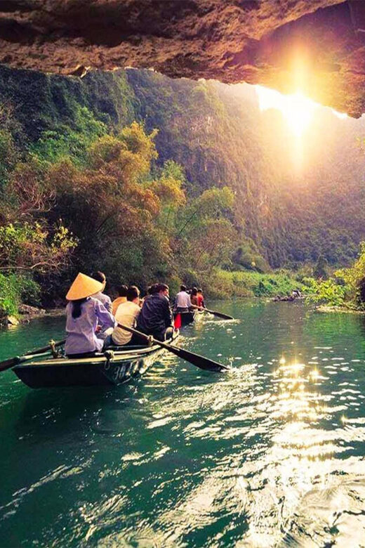 From Hanoi: Mua Cave, Trang An and Hoa Lu Day Trip - What to Expect from the Tour