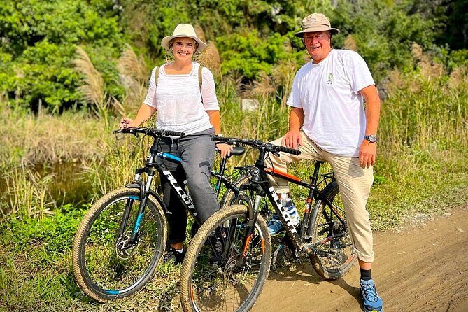 From Hanoi: Mua Caves, Local Family, Tam Coc, Hoa Lu Private Tour - FAQ