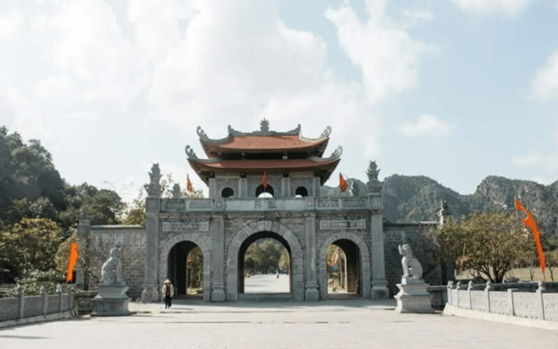 From Hanoi: Ninh Binh 2-Day Tour with Homestay - An In-Depth Look at the Ninh Binh 2-Day Tour