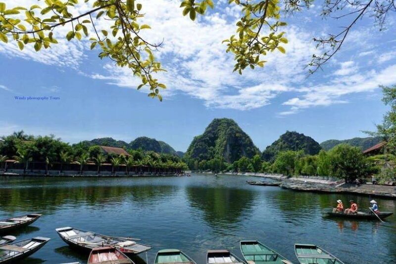 From Hanoi : Private Day Tour to Tam Coc and Phat Diem - Who Is This Tour Best For?