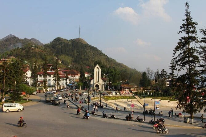 From Hanoi: Sapa Trekking Overnight 4-Star Hotel 2 Days 1 Night - The Journey Begins: Picking Up in Hanoi