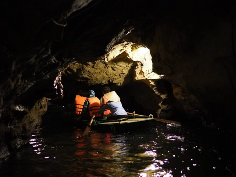 From Hanoi: Trang An & Bai Dinh Pagoda Full-Day Private Tour - Who Should Consider This Tour?