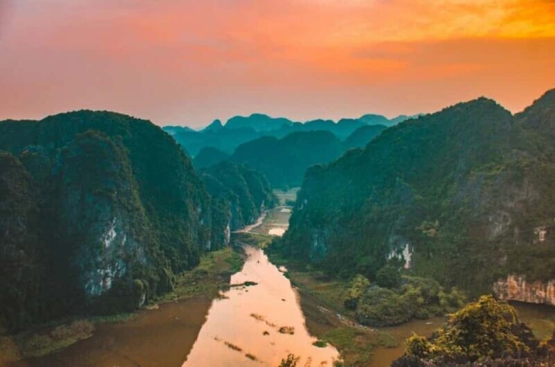 From Hanoi: Trang An eco-tourism - Hoa Lu ancient & Mua Cave - Key Points