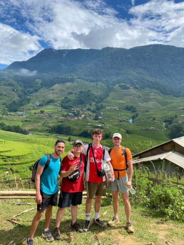 From Hanoi: Trek and Stay: 3-Day Sapa Highlands Adventure - Authenticity, Scenery, and Cultural Encounters