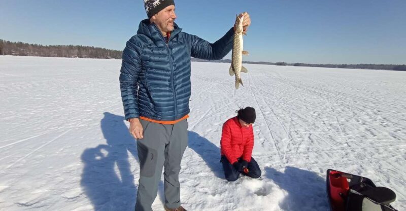 From Helsinki: Bodom Lake Ice Fishing with Food & Drinks - FAQ
