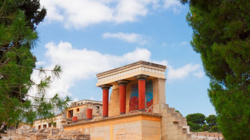 From Heraklion: Historical Center City Tour & Knossos Palace - The Sum Up