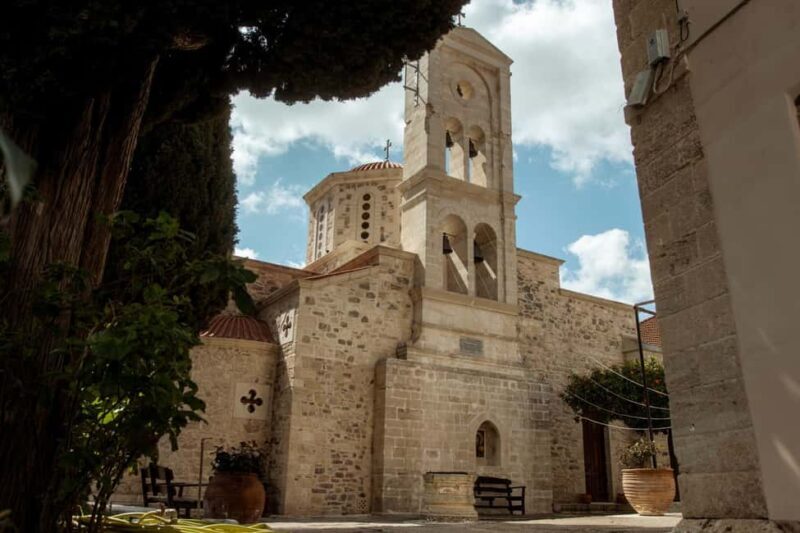 From Heraklion: Olive, Wine & Monastery Luxury Guided Tour - Who Will Love This Tour?