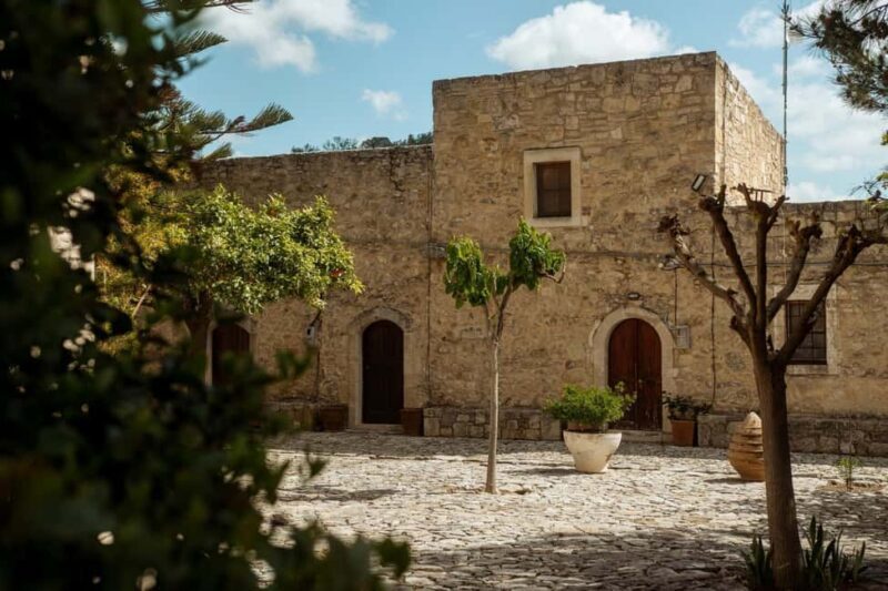 From Heraklion: Olive, Wine & Monastery Luxury Guided Tour - Panoramic Viewpoint — Eyes on the Island