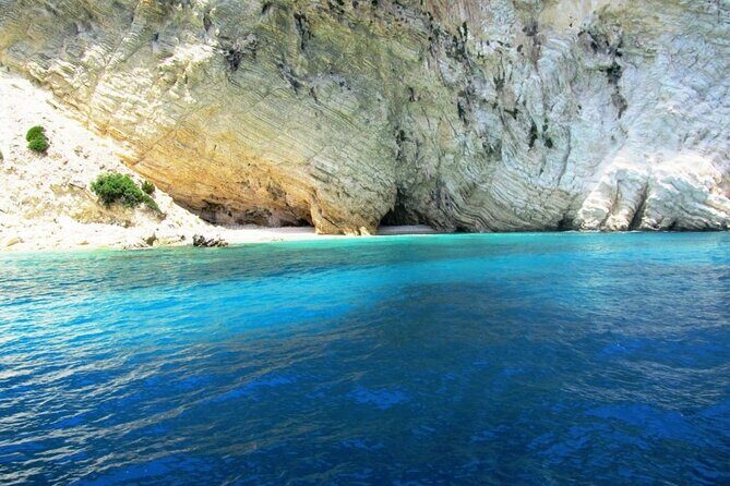 From Heraklion: Small group 6h Sunset Sailing trip to Dia Island - Authenticity and Reviews Reflection