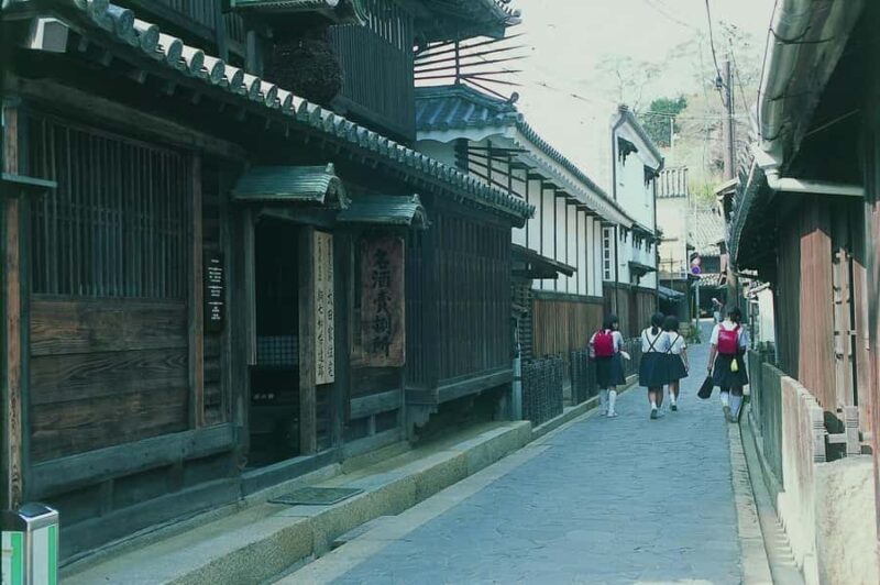 From Hiroshima/Fukuyama:1 Day Bus tour in Onomichi Tomonoura - FAQs