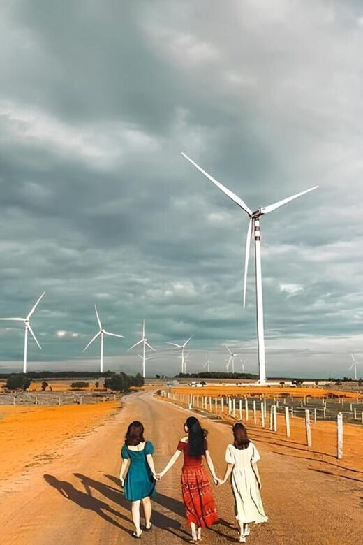 From Ho Chi Minh: Explore the Mui Ne Sand Dunes In 1 Day - Exploring the Mui Ne Sand Dunes and Coastal Charm