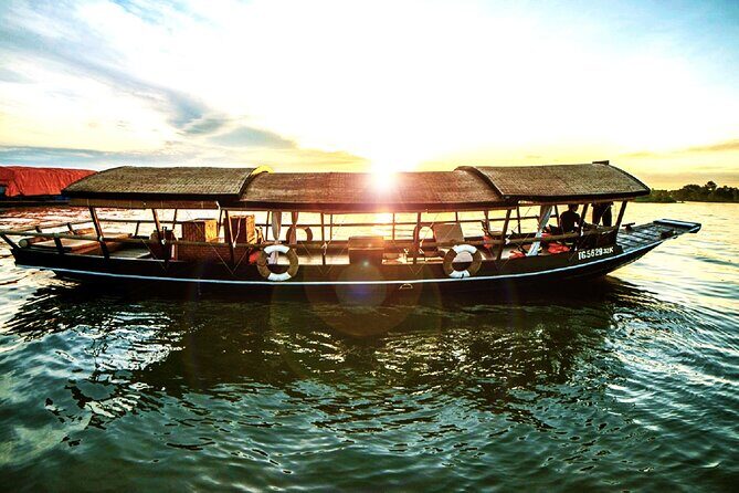 From Ho Chi Minh: Mekong Delta and Cai Rang Market 2-Day Trip - Visiting Rural Villages and Local Industries