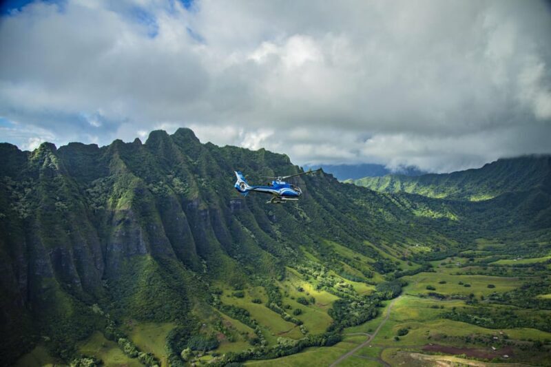 From Honolulu: Complete Oahu Island Helicopter Tour - Exploring the Complete Oahu Island Helicopter Tour