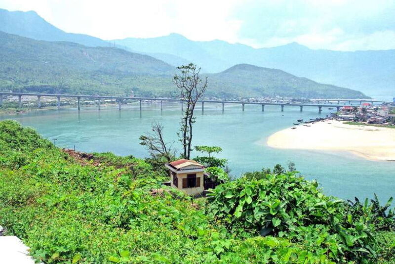 From Hue: Hoi An Guided Bus Tour with 4 Scenic Stops - Who Should Book This Tour?