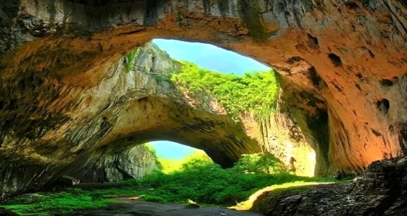 From Hue: One day explore Paradise Cave, Thien Duong cave - A Balanced Look at the Itinerary