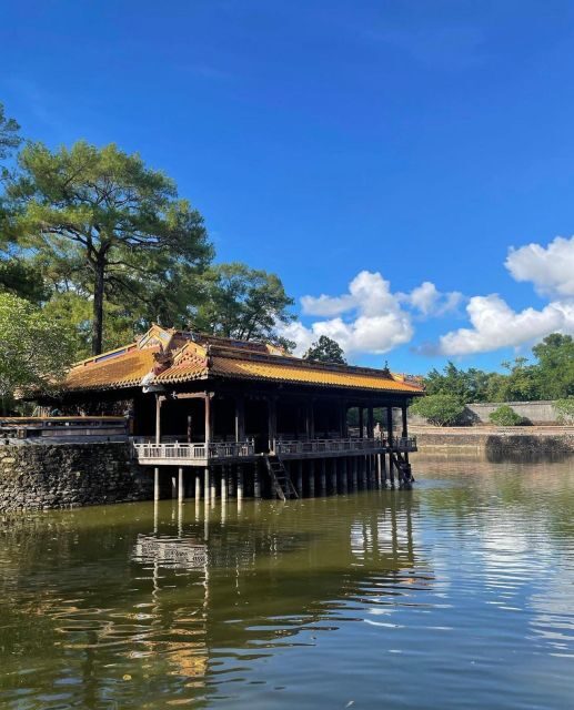 From Hue : private city tour with English speaking driver - Key Points