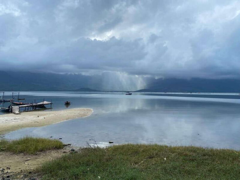 From Hue: Private Transfer to Hoi An with Hue Royal Tombs - Key Points