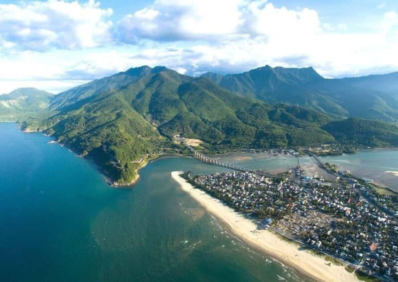 From Hue: Sightseeing Transfer to Hoi An & An Bang Cemetery - FAQ