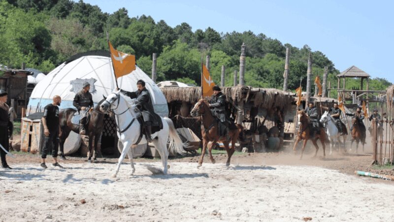 From Istanbul: Bozdag Film Plateau Day Trip with Lunch - The 40-Minute Show: Film in the Great Outdoors