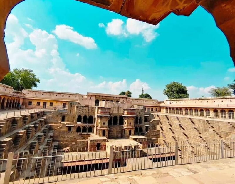 From Jaipur: Same Day Trip to Abhaneri Chand Baori Stepwell - An In-Depth Look at the Itinerary