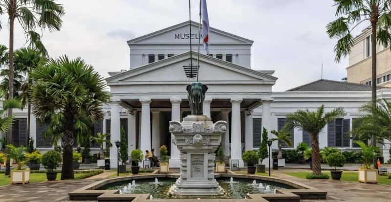 From Jakarta : Java Island - Bali Island 7 Day 7 Night - Key Points