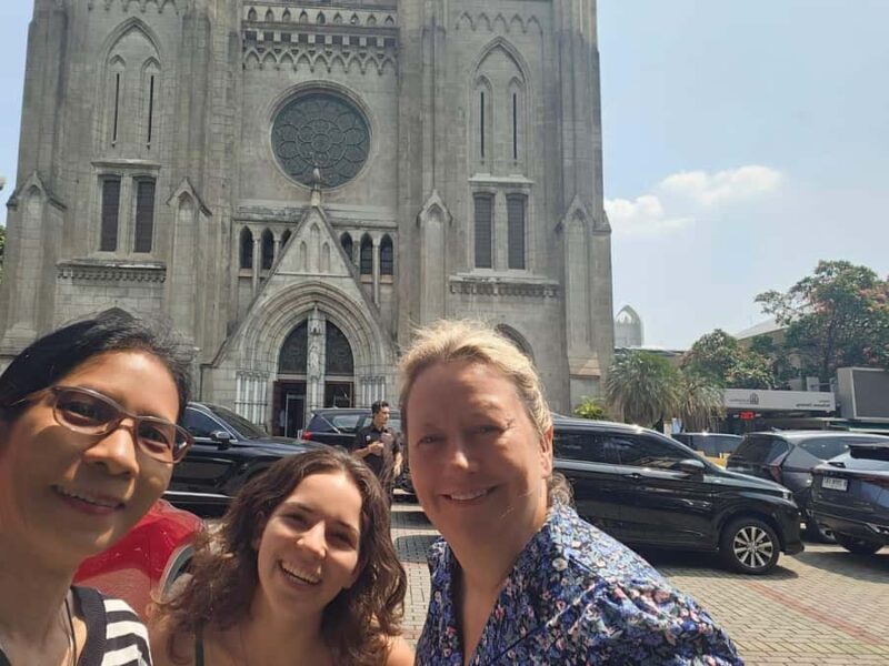 From Jakarta: Private Half Day Tour Include Pickup - FAQ