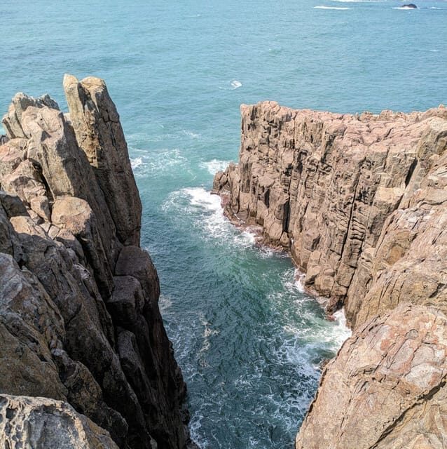 From Kanazawa: Fukui's Stunning Cliffs, Island, and Port - Key Points