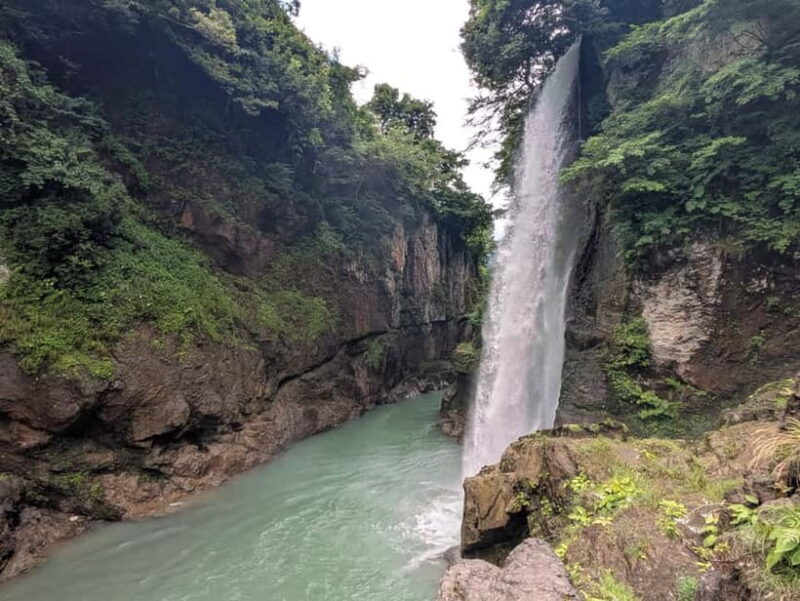 From Kanazawa: Hakusan White Road and Shirakawago Village - Who Should Consider This Tour?