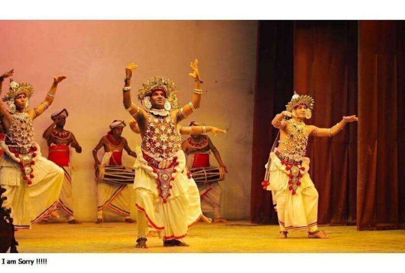 From Kandy: Full Day tour in Kandy with Ambuluwawa Tower - The cultural highlights