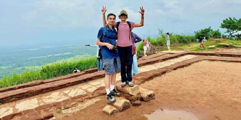 From Kandy: Pidurangala Rock and Minneriya National Park - FAQ